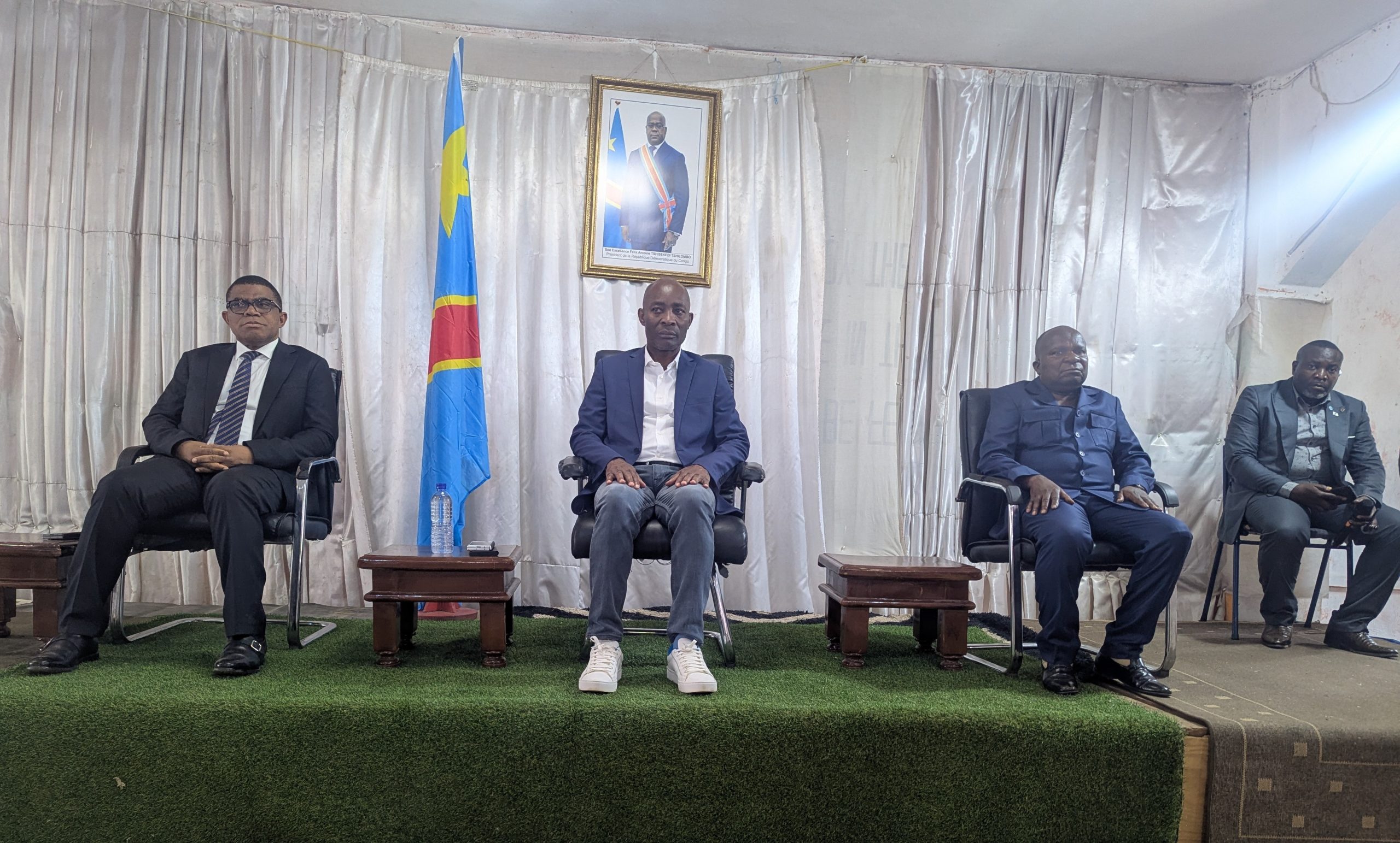 Leadership cohésif au Sud-Kivu : Le Gouverneur Jean-Jacques Purusi ...